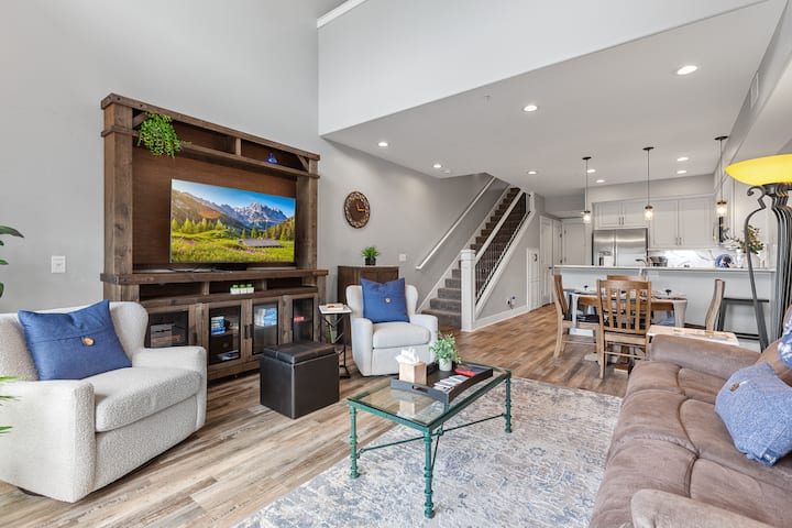 Riverstone Luxe Loft | Walk To Dining & River - Coeur d'Alene, ID