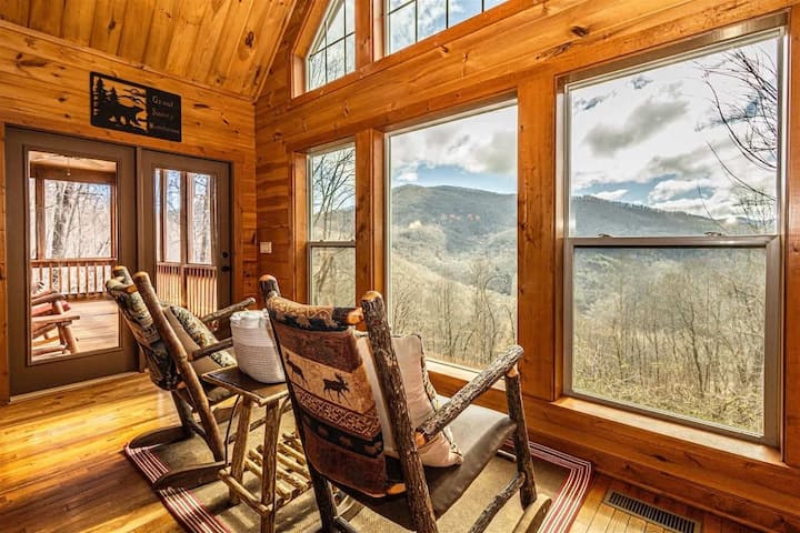 Millstone Lodge Cabin - Bryson City, NC
