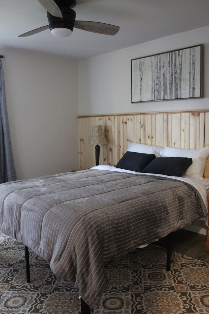 Anchorage Ranch Home, Near U-med District - Anchorage