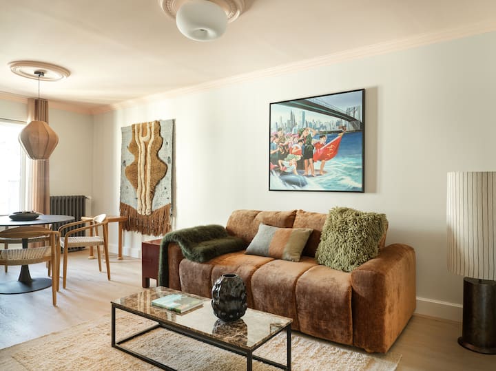 The Atelier · Apartment In A Collector's House - Reykjavík