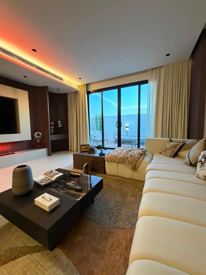 Luxury Apt| 3 Bd | Gaming Area| Outdoor| Jacuzzi - Arabie saoudite