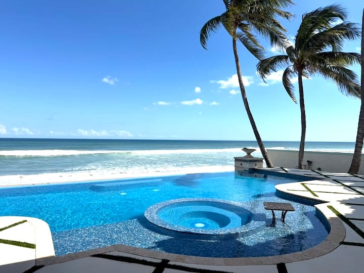 Beach Front Palm Beach Gorgeous Home Heated Pool - Lake Worth, FL