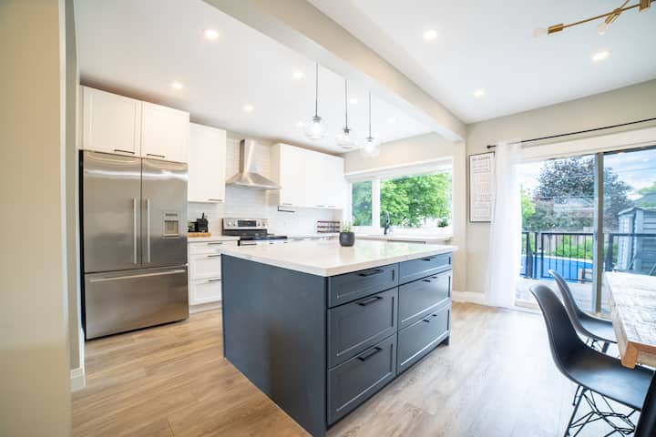 Modern & Cozy 3br | Private Pool & Bbq - Hamilton