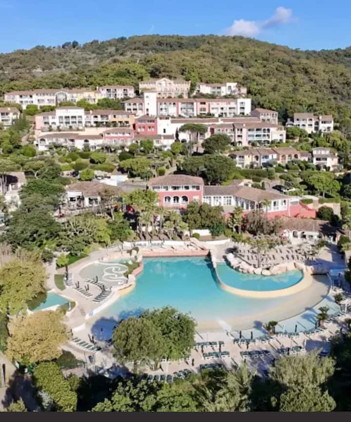 Appartement Avec Rooftop Vue Magnifique - Grimaud