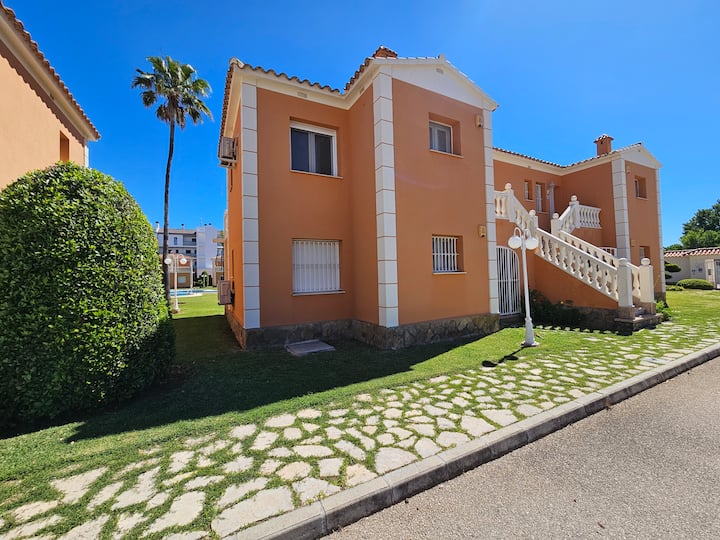 Planta Baja En Oliva Nova Con Piscina Comunitaria - Oliva