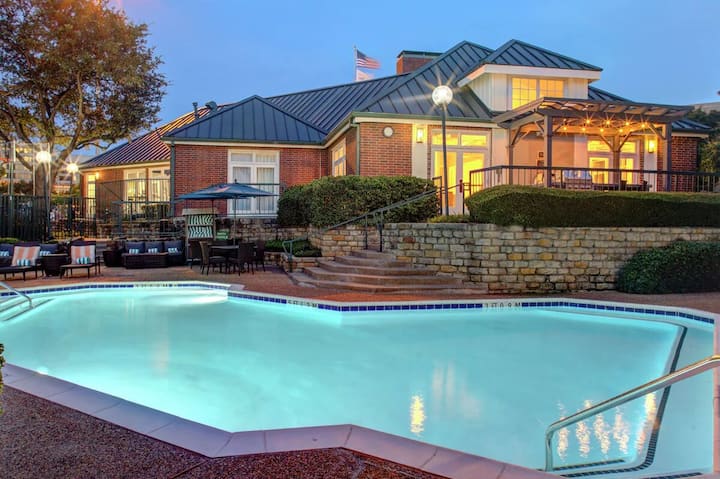 Homewood Suites Dallas-irving 1br King Suite - Irving, TX