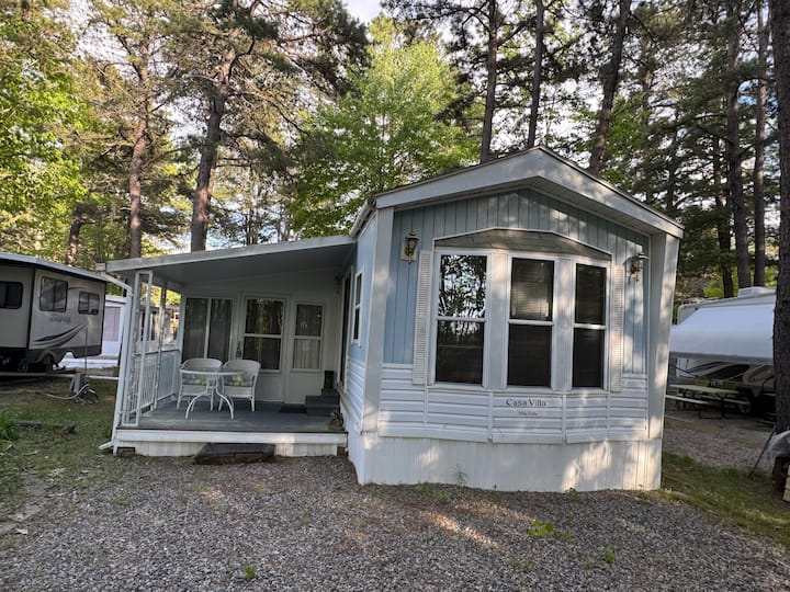 Small Cabin In West Kennibunk Maine. - Kennebunk, ME