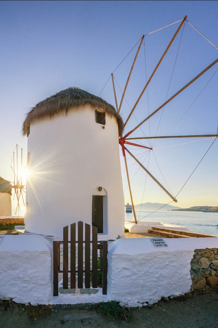 Windmill Anemos - Renowned Icon With Sunset Views - Mykonos Region