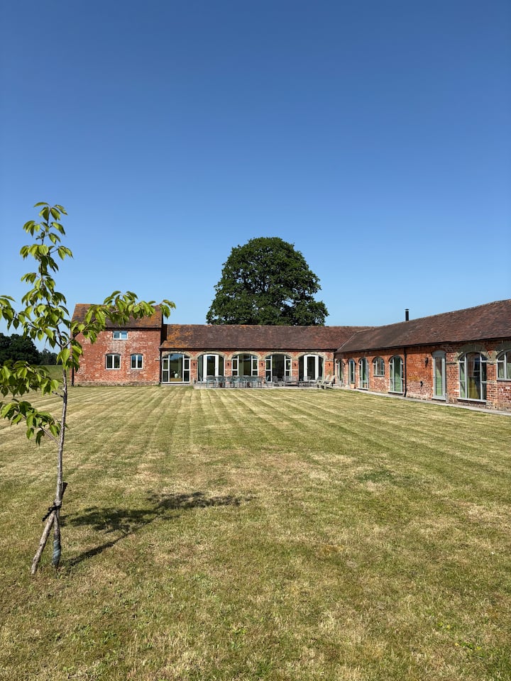 Scenic Barn Conversion In Rural Shropshire - North Wales
