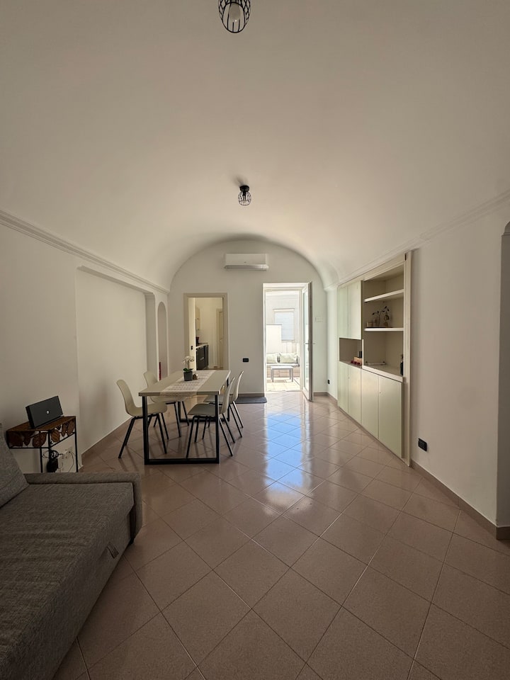Dietro La Piazzetta - Capri