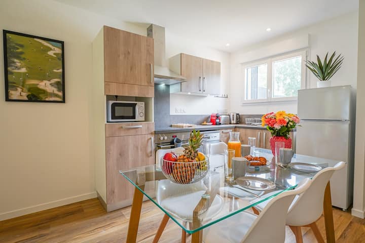 Cottage N°44 - Golf Et Piscine - 4 Personnes - La Roche-sur-Yon