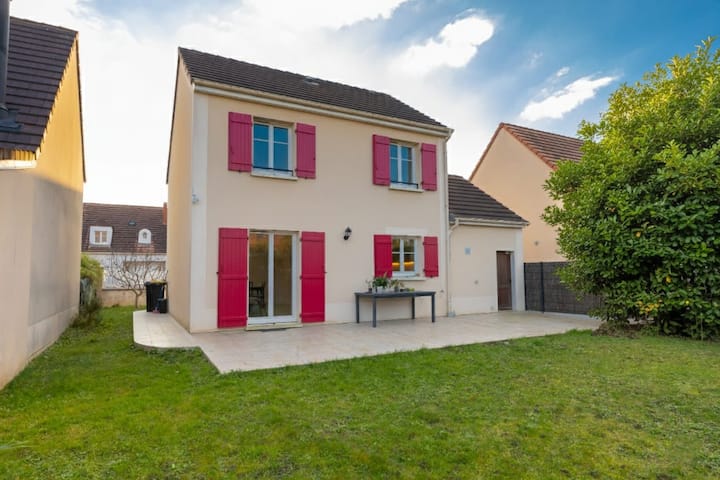 Maison Familiale, Calme Et Lumineux - Lognes