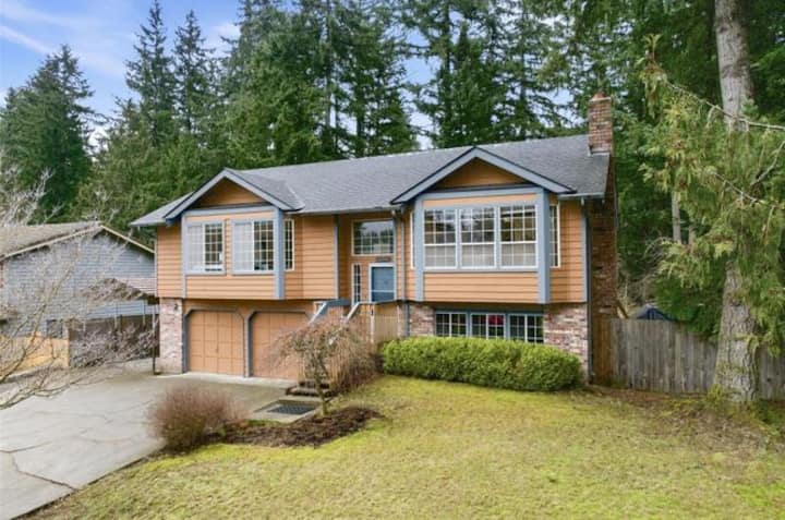 House By Lake Wilderness - ケント, WA