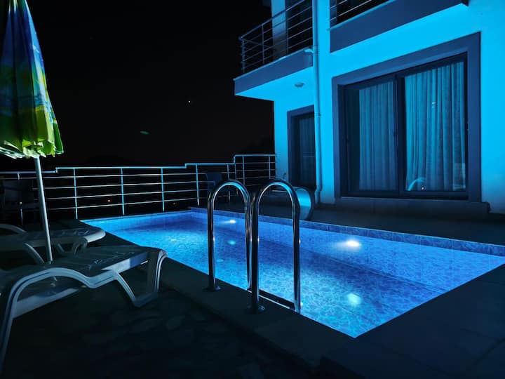 ÖZel Havuzlu Dubleks Villa • Akyaka'ya 7 Dakika - Akyaka
