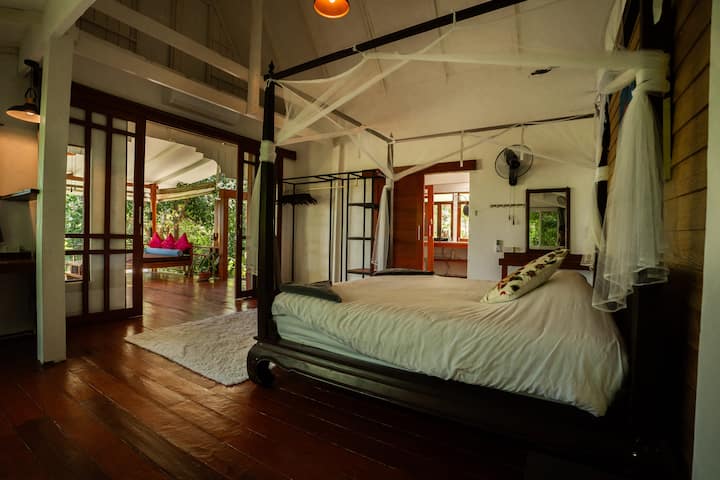 Thai Jungle Villa With A Deck On A Giant Rock - Ko Pha Ngan