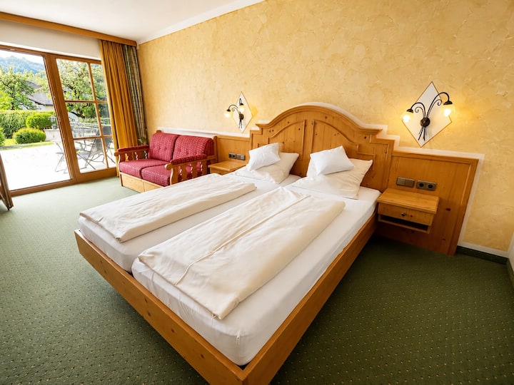 Hotel Schatten Zi. 15 Für 4 Mit Balkon & Bergblick - Garmisch-Partenkirchen
