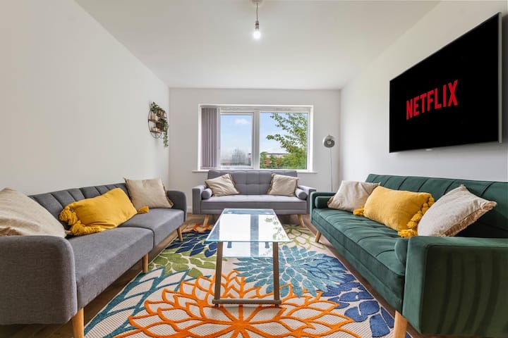 The Heights Hideaway - Urban Gardern Retreat! - Mánchester