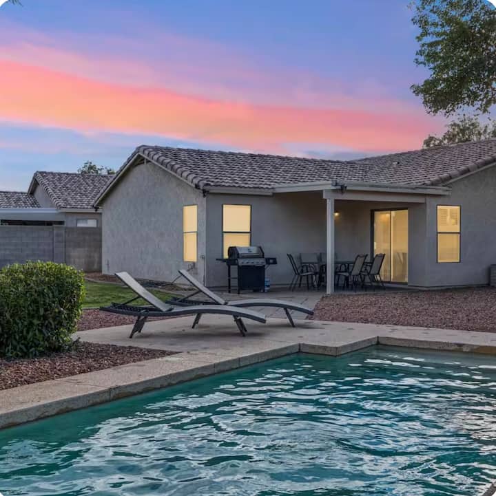 Private Pool Oasis | King Suite • Bbq • Sleeps 6 - Avondale, AZ