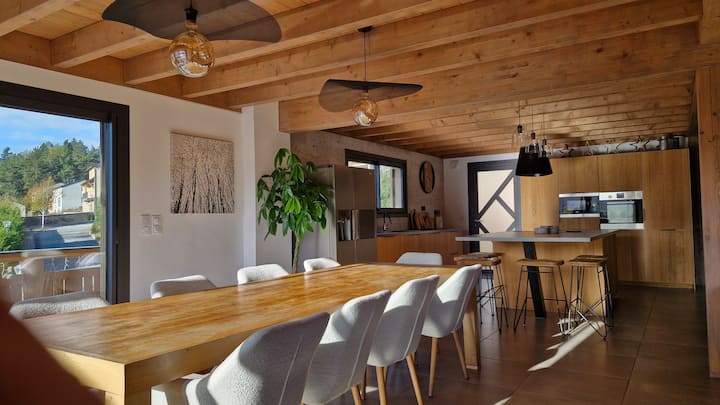 Chalet Familial Haut De Gamme Dans Les Pyrénées - Formiguères