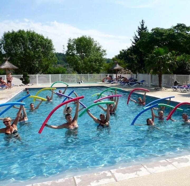 Zecamping 3* Mobil Home 36m² Piscine - Grospierres