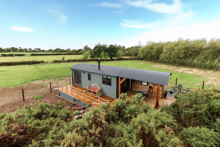 Copa By Birch Stays  · Extra Night Free* - Anglesey