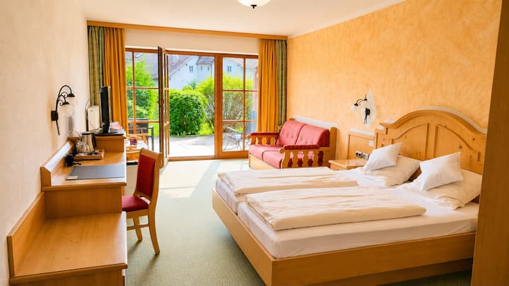 Hotel Schatten Zi. 18 Für 4 Mit Balkon & Bergblick - Garmisch-Partenkirchen