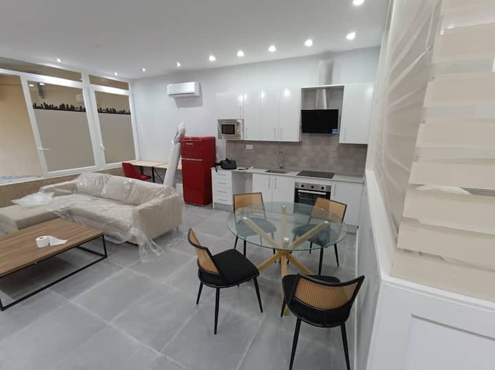 Beachside Studio In Torremolinos - Torremolinos