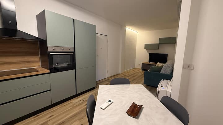 Casa Ninett, A Pochi Passi Dal Lago Di Como - Colico