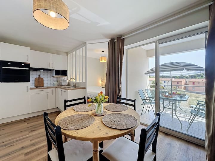 Port Saint-jacques By Interhome - La Bernerie-en-Retz