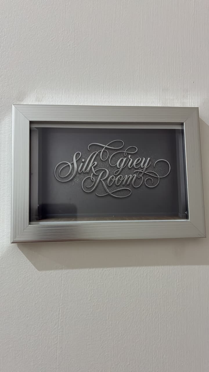 Silk Grey Room - Caserta