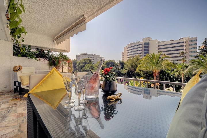 Elegante Piso Con 2 Terrazas En Marbella - Marbella