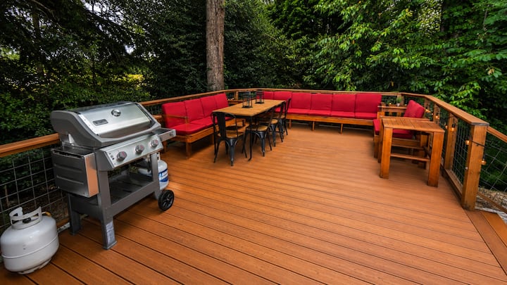 Beacon Hill Backyard Oasis-firepit, Bbq & Parking - Burien, WA