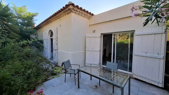 Maison De Charme Plage De La Verne - Six-Fours-les-Plages