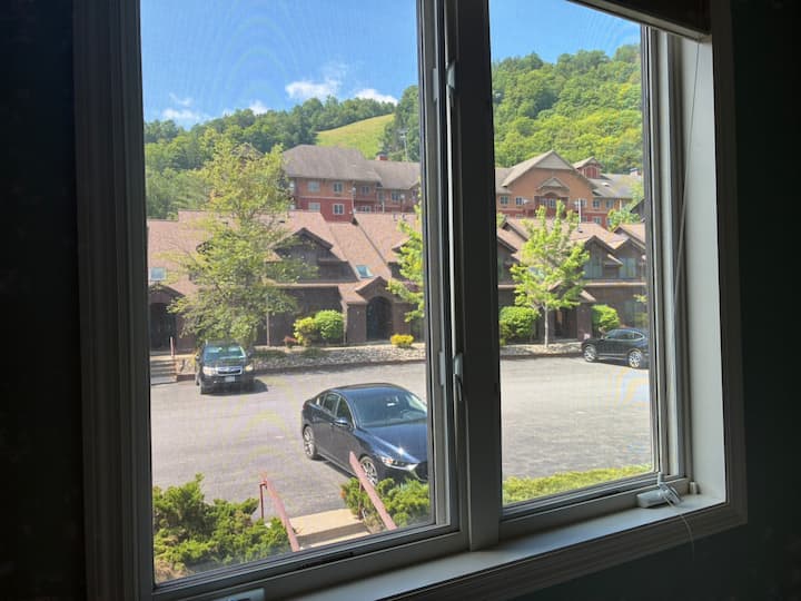 Hunter Mountain - Private Townhouse In Liftside - Hunter Mountain, NY