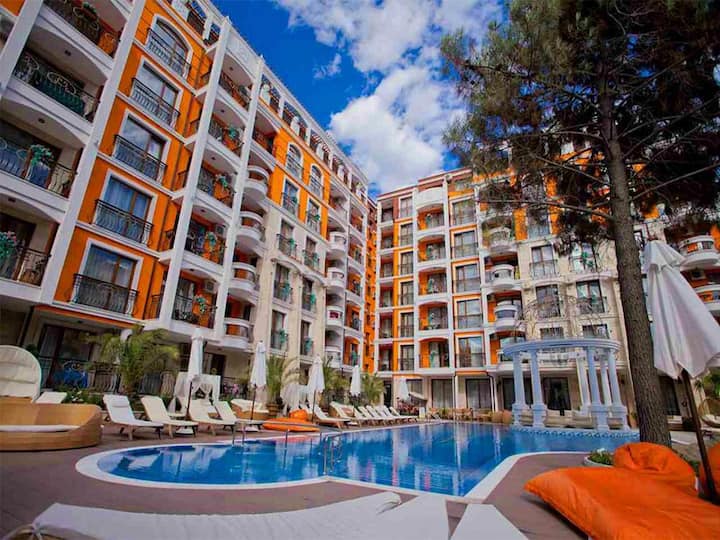 Harmony Palace Apartment - Nessebar