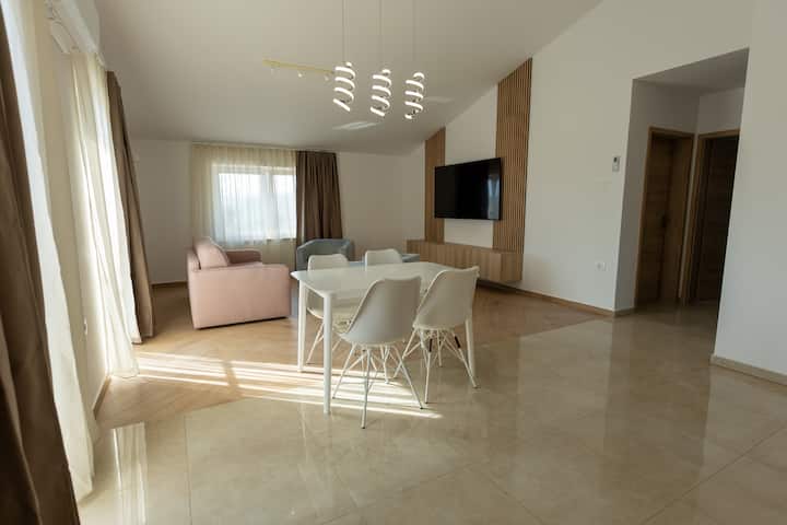 Penthouse Apartment Adelsberg Inn - Postumia