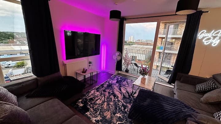Central Harrow|balcony|sleeps 6|2 Stops To Wembley - Watford