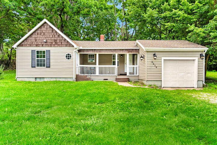 Hospital Stay Retreat - Cozy Home - Peoria, IL