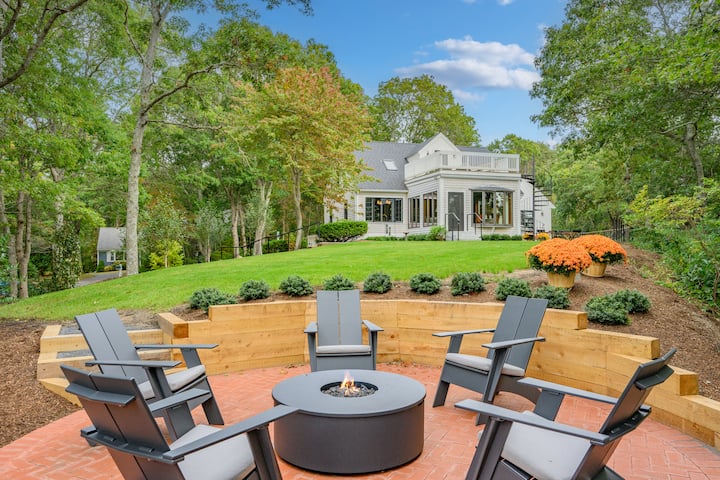Centerville Sunset Oasis | Sleeps 7 - Barnstable, MA