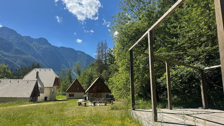 Alpine Ranch Guesthouse, Peaceful Mountain Escape - Tolmin