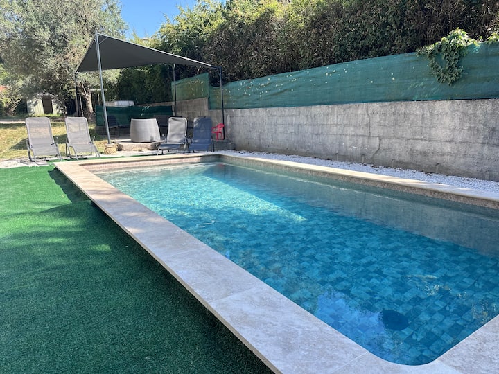 Maison Avec Piscine Privée - France
