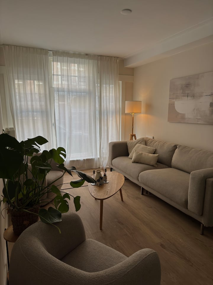 Spacious Apartment In A Great Location - Amstelveen