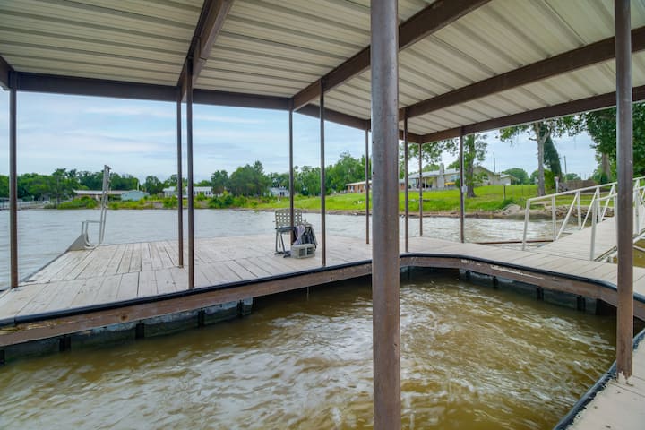 Game Room, Fishing & Dock On Grand Lake! - Grove, OK