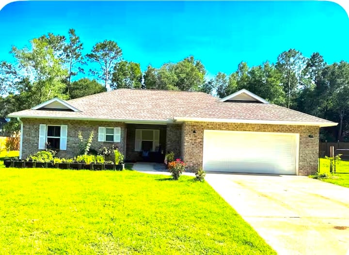 Sunflower Serenity - Milton, FL