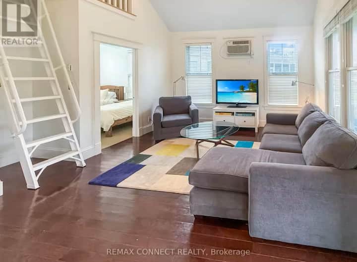 The Amanita - 18 Natures - Prince Edward