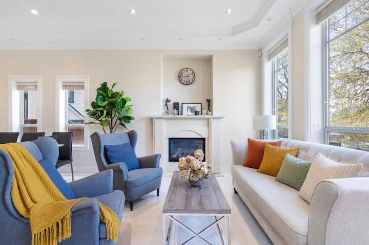 Spacious Family Home | Joyce-collingwood Kingsway - 리치먼드