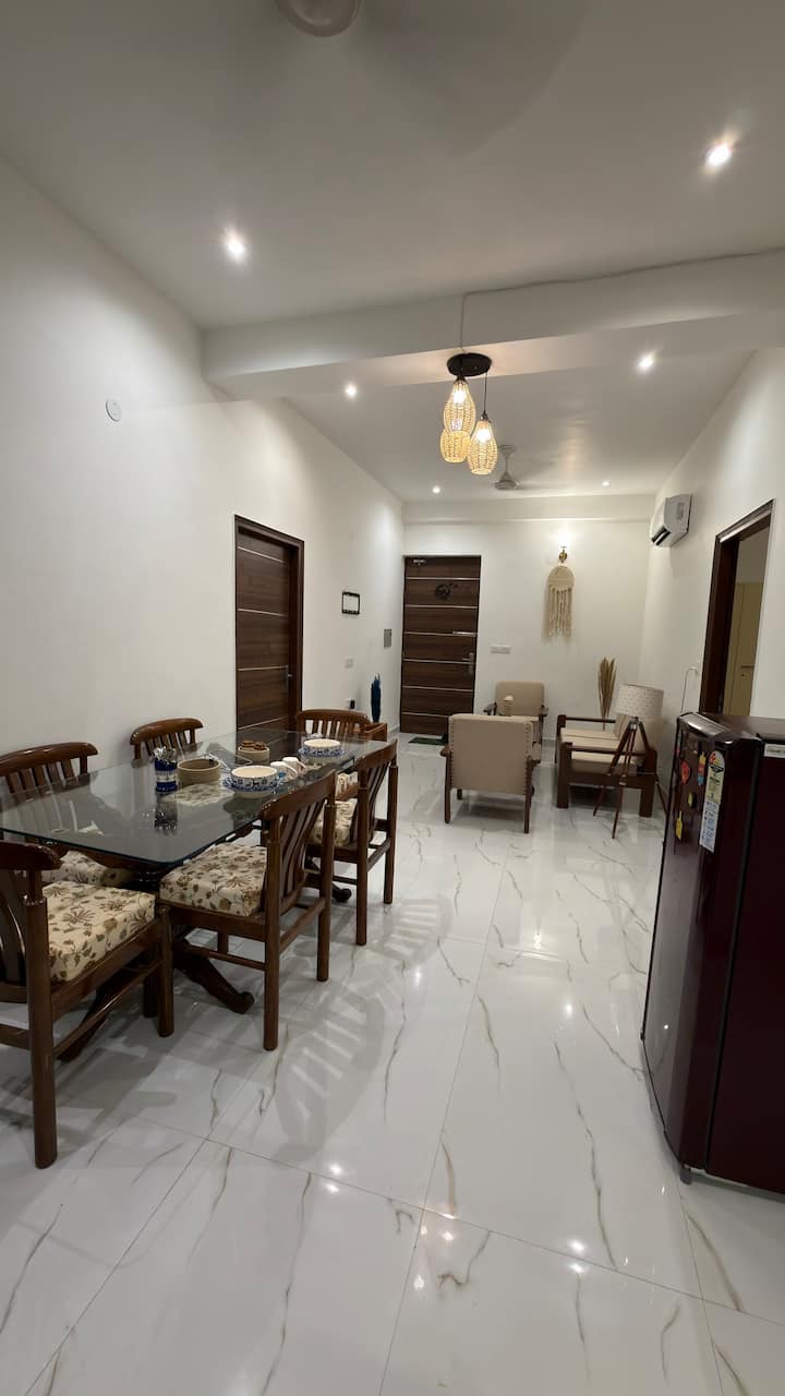 Fully Furnished 2bhk Pool View Apartment - Jalandhar