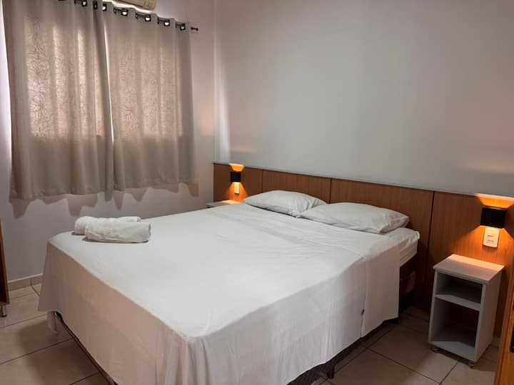 Quarto Adaptado Cadeirantes - Hotel Santa Gianna - Aparecida