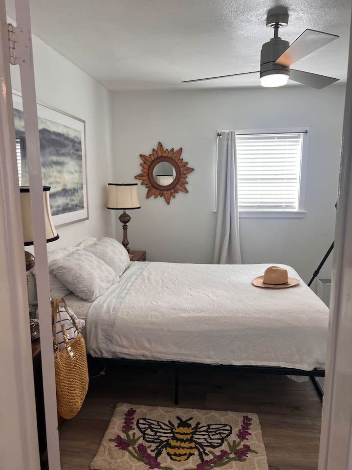 Nice Loft In Safe S. Downtown Historic By Water - Sarasota, FL