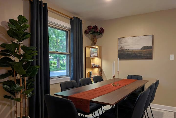 Peaceful Home Free Bikes & Trailslong Stay Sales - Hammond, IN